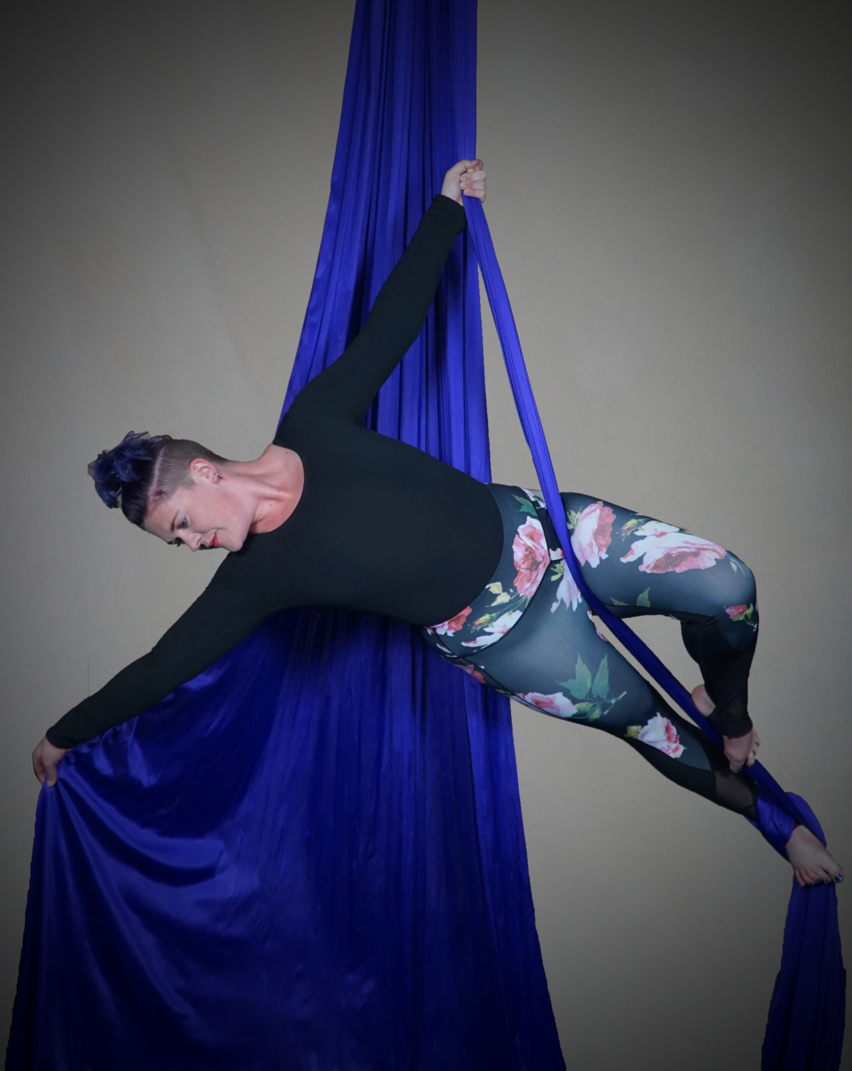 Aerial Dance Performers & Instructors - Aerial Cirque Over Denver
